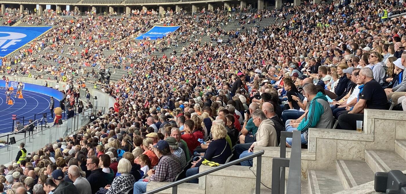 „Wie cool!“ ISTAF nimmt für Silber-Gewinner Leo Neugebauer Dreikampf ...