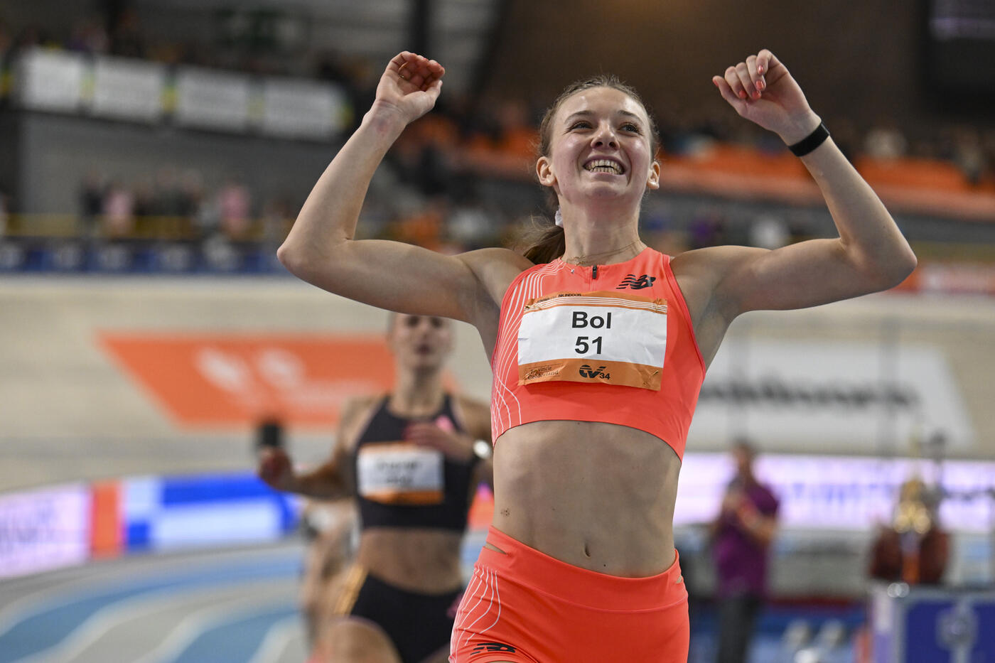 FLASH: Bol unterbietet Hallenweltrekord über 400 m in Apeldoorn mit 49 ...