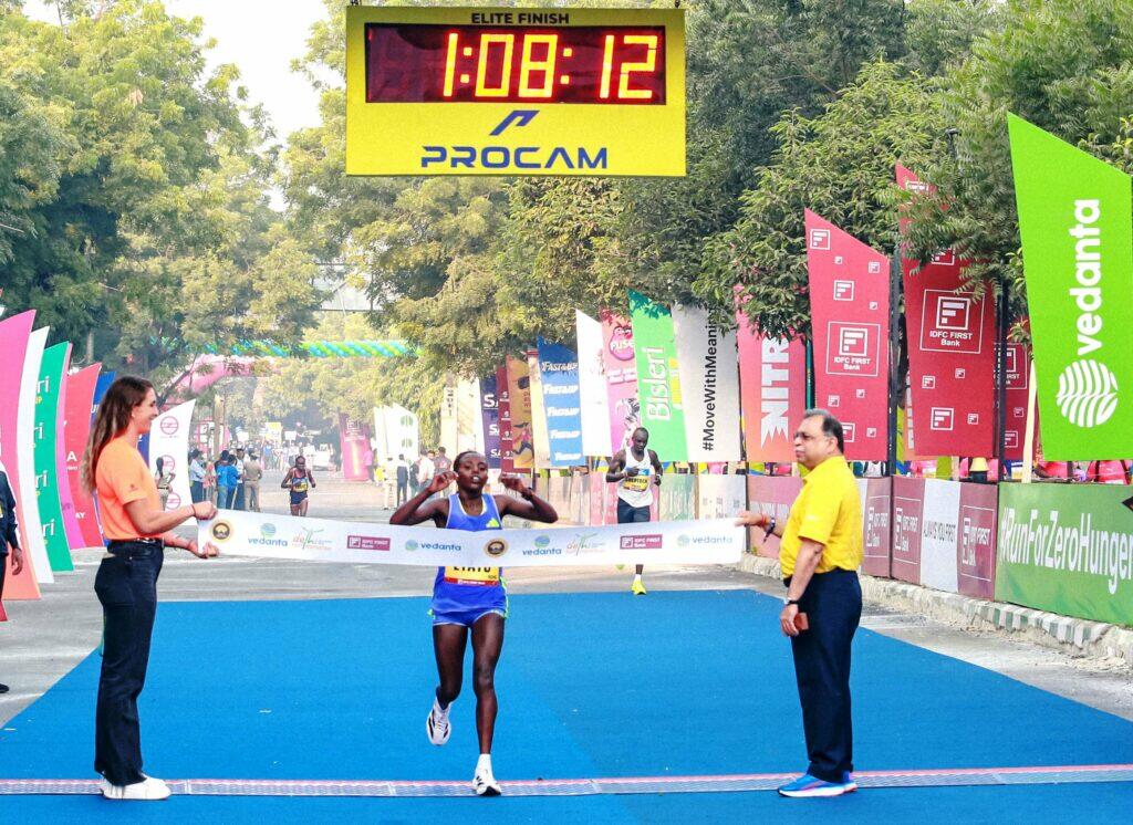 Cheptegei shines, Eyayu surprises in Vedanta Delhi Half Marathon/India ...