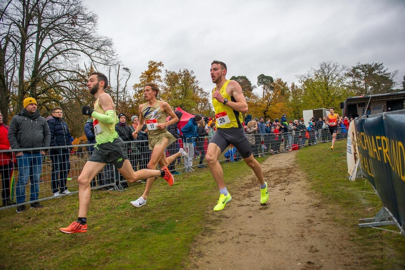 Beeindruckendes Duell der deutschen Mittelstrecken-Asse in Darmstadt 2024 -Jens Mergenthaler vor ...